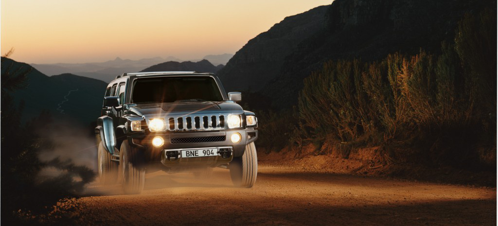 HUMMER erweitert seine Produktpalette mit dem H3 V8: Limitiertes ...