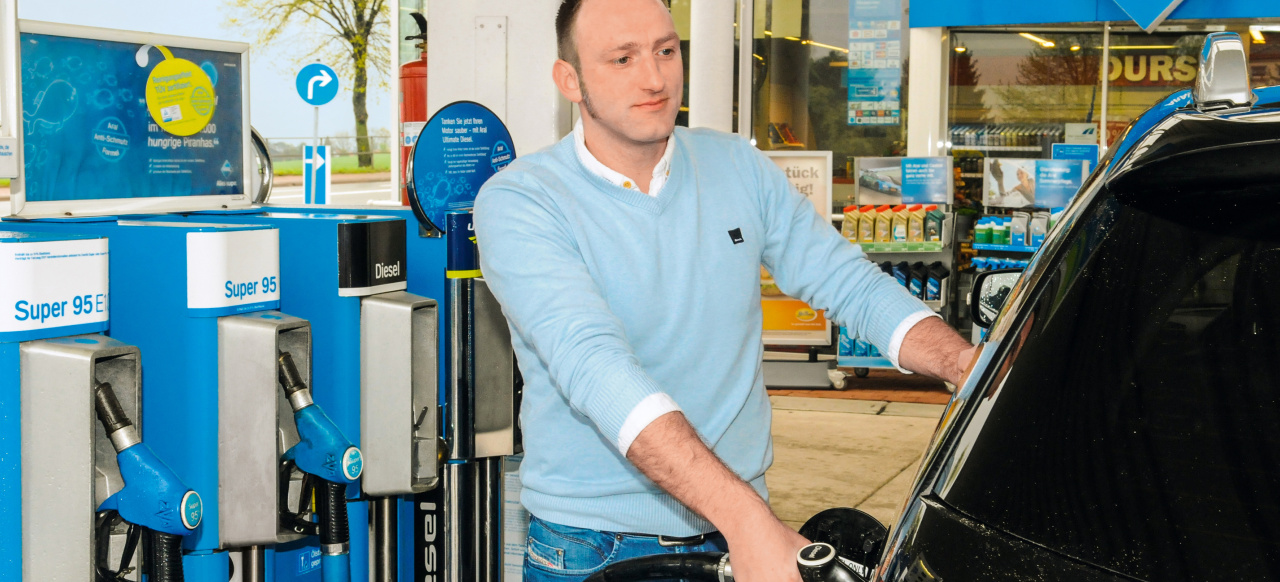 Warum kosten E5 und E10 Super gleich?: Super E5 und E10 gleichen sich ...