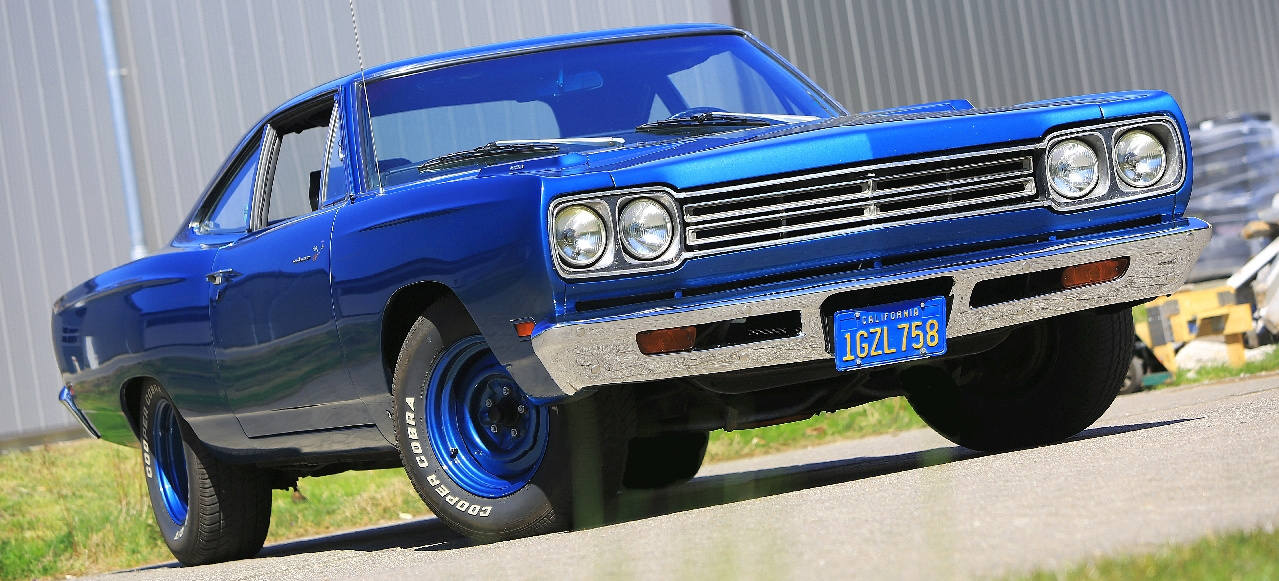 Der Ami-Virus in den Genen - 1969er Plymouth Road Runner: Family Mopar ...