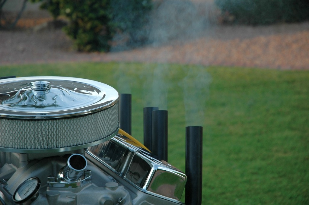 V8-Motor als perfekter BBQ-Grill!: Hot Rod Grill für Werktstatt und ...