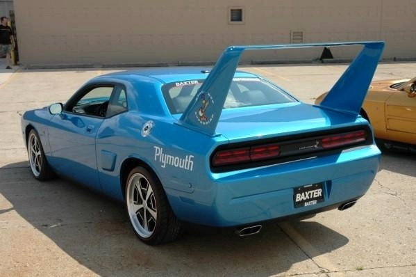 Dodge Challenger wird zum Retro-Wing Warrior: Heide Performance ...