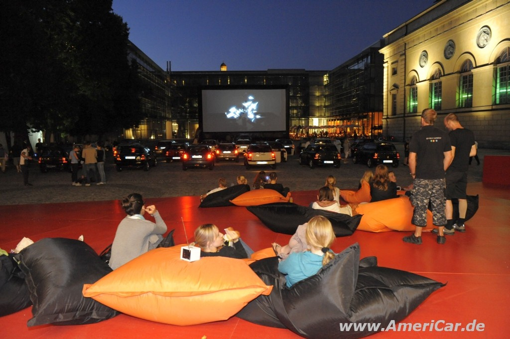 50 Jahre Autokino in Deutschland - ausgerechnet Mini!: Kein ... 50 Jahre Autokino in Deutschland - ausgerechnet Mini!: Kein ...