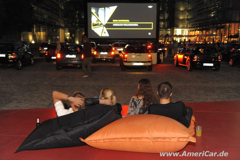 50 Jahre Autokino in Deutschland - ausgerechnet Mini!: Kein ... 50 Jahre Autokino in Deutschland - ausgerechnet Mini!: Kein ...
