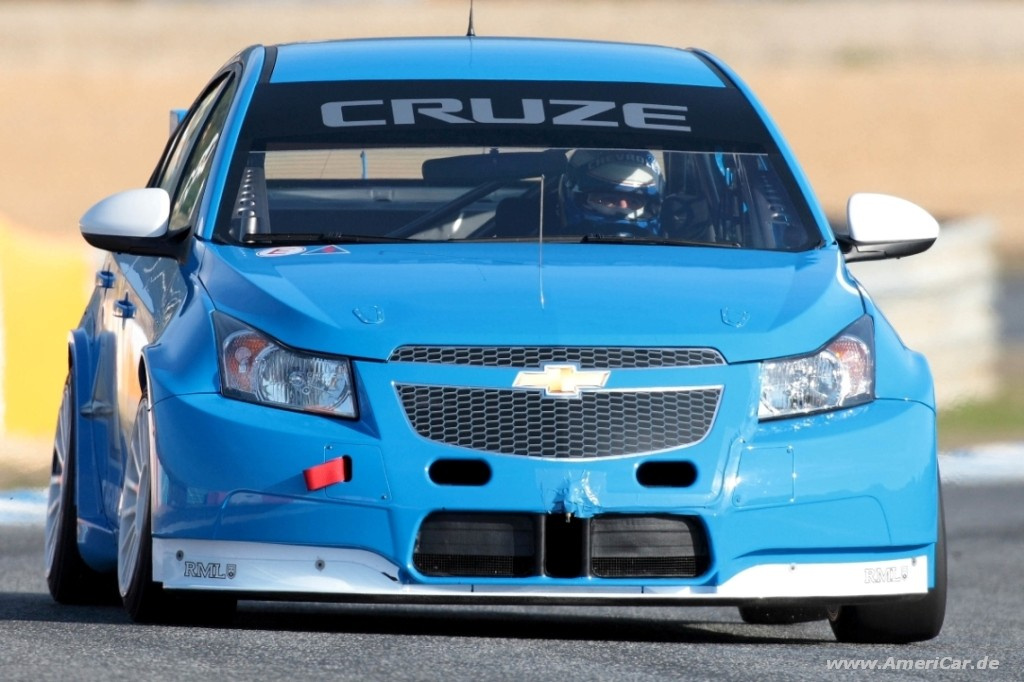 Chevrolet Cruze - der neue Renner für die WTCC 2009: Chevrolet zeigt ...