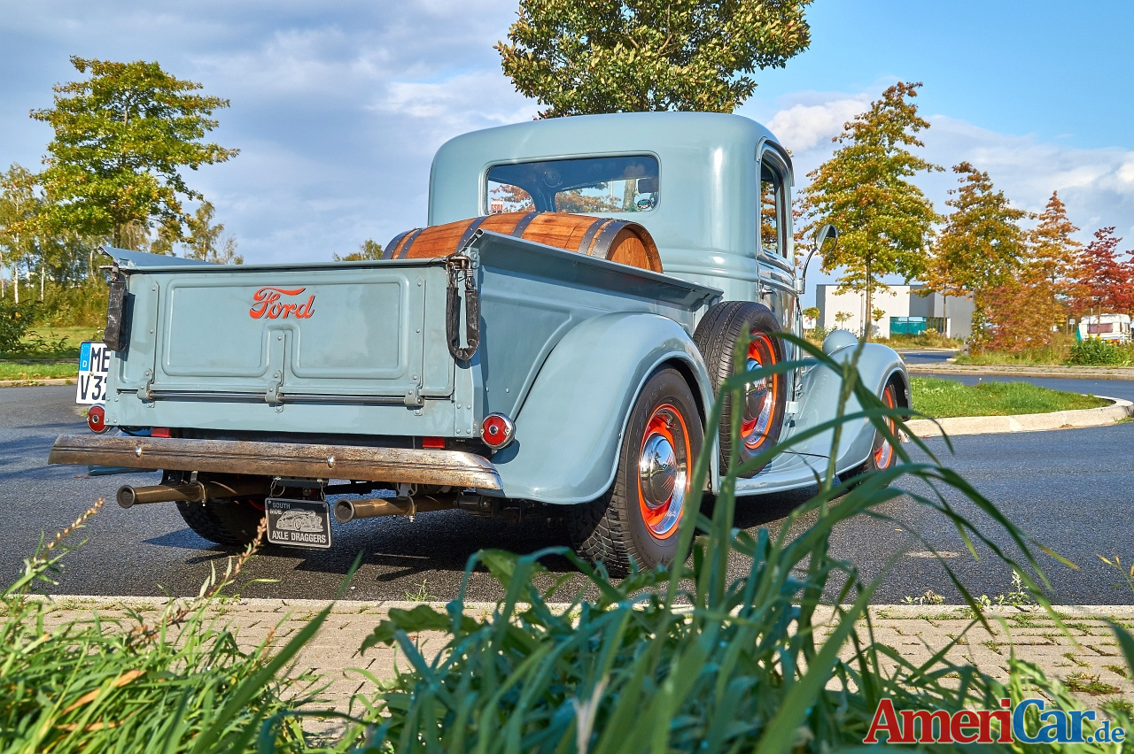 Angry Grandpa: Rüstiger Rentner: 1935er Ford Pickup - Customs and Rods ...