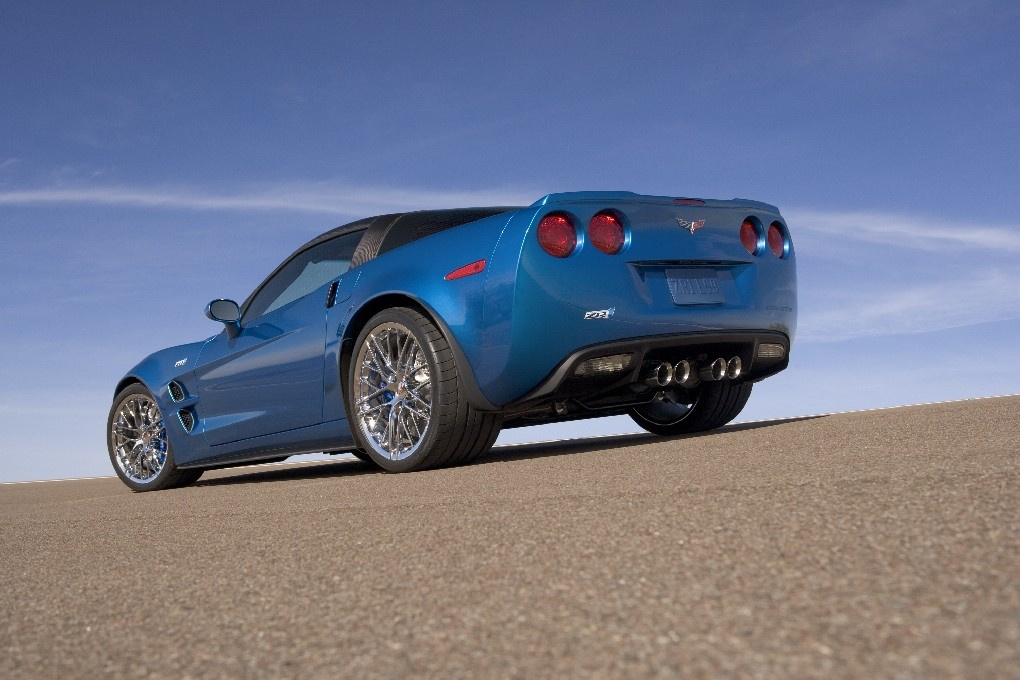 Corvette ZR1: Aufruhr in der Liga der Super-Cars: Ride with the (Blue ...