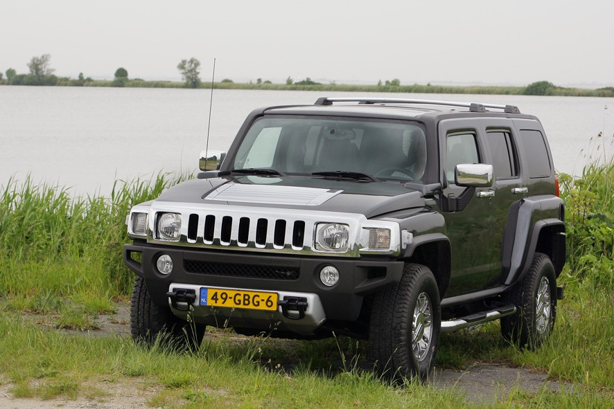 HUMMER erweitert seine Produktpalette mit dem H3 V8: Limitiertes ...