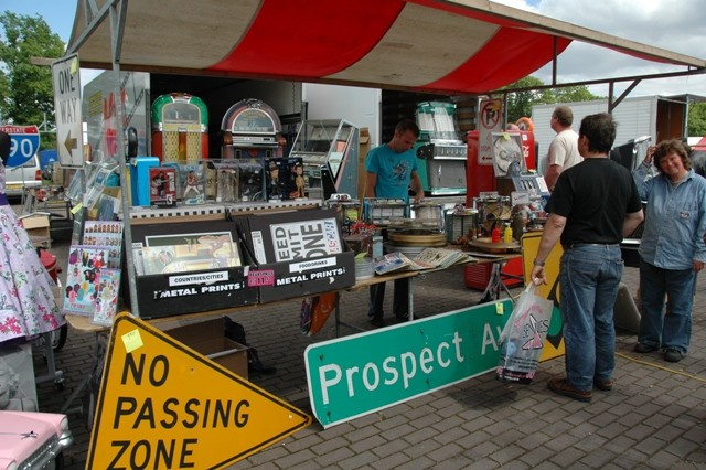 17.5.: Rock around the Jukebox, Rosmalen : 50s/60s & 70s Open-Air Markt ...