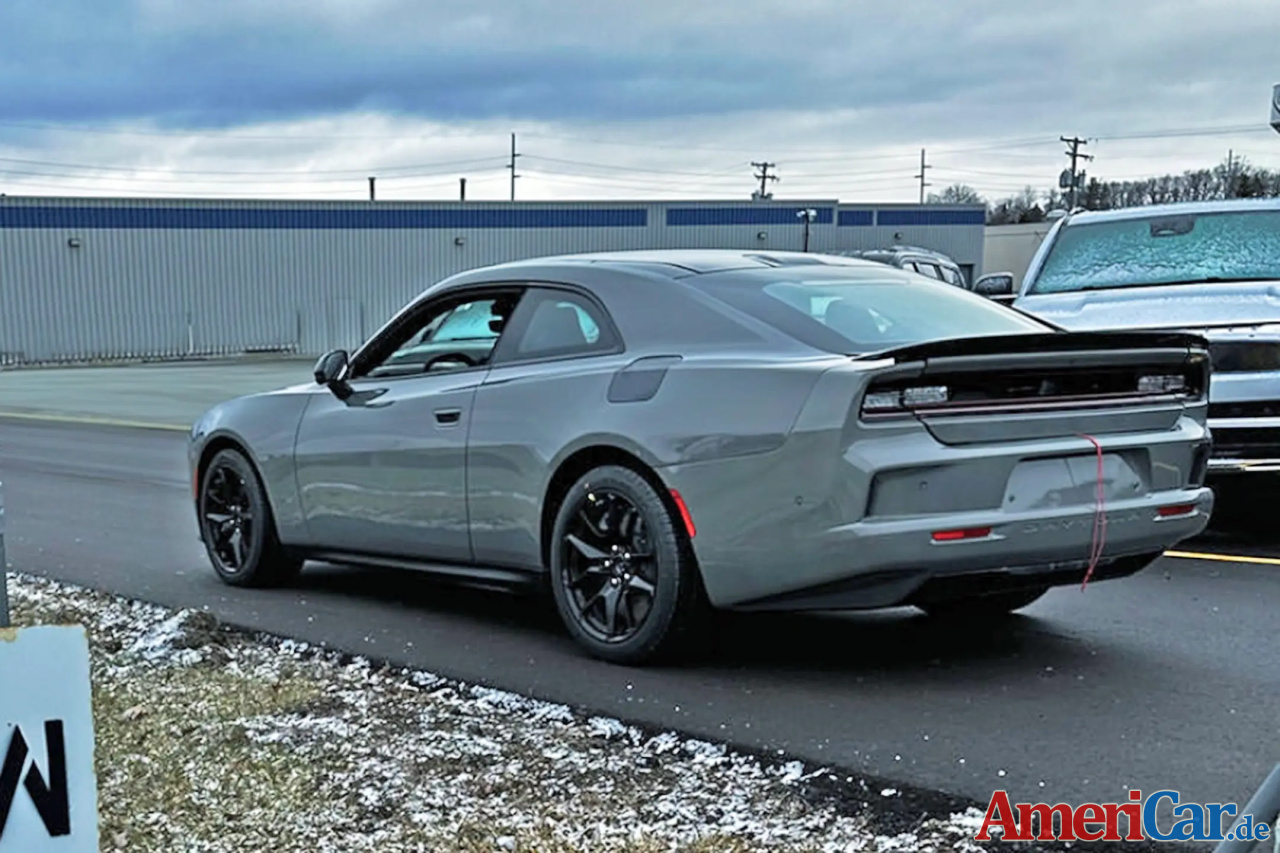 Erste Bilder: Das ist der neue Dodge Charger - News - AmeriCar - Das ...
